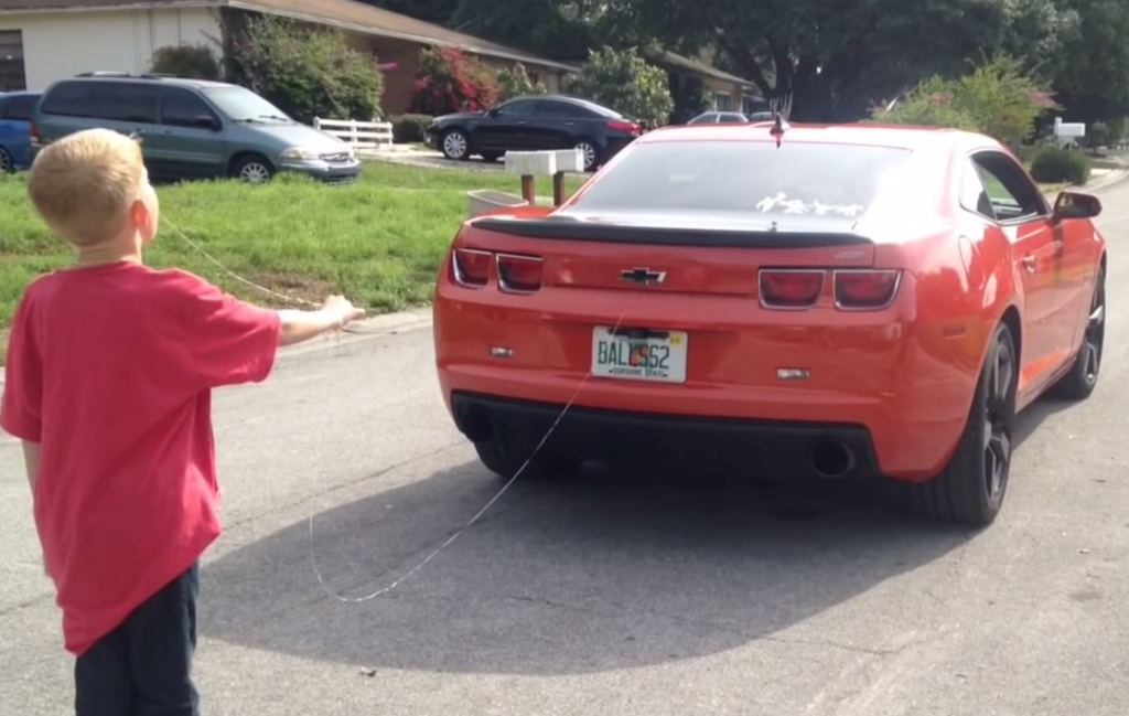 Video: Petrolhead Dad uses muscle car to yank out tooth - JOE.co.uk