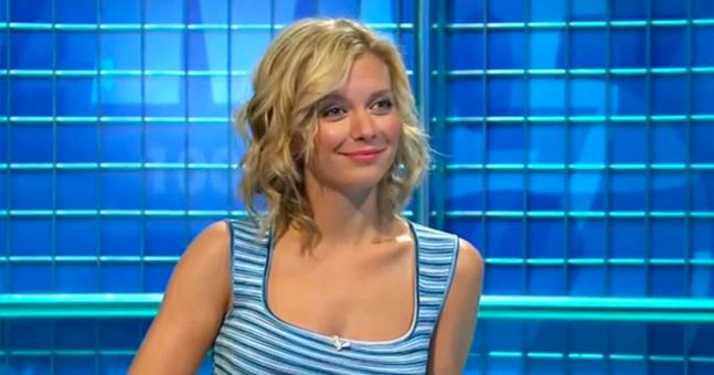 Rachel Riley's own version of an extremely rude Manchester United chant ...