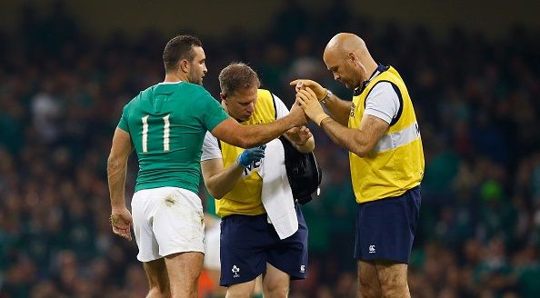 Irish rugby player has dislocated finger popped back into place (Video ...