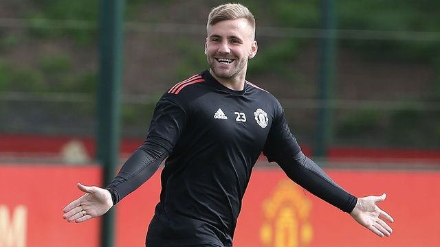 New Luke Shaw training picture makes accusations of being overweight ...