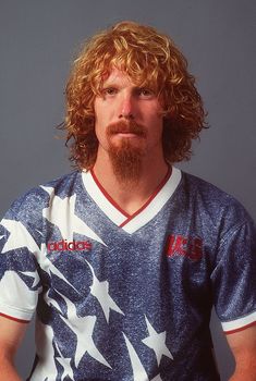 Only old-school fans will get 20/20 in this 1990s footballers quiz | Part 2