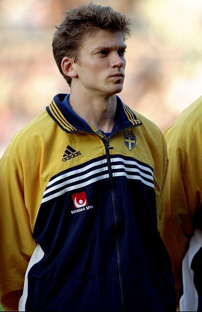 Only old-school fans will get 20/20 in this 1990s footballers quiz | Part 2