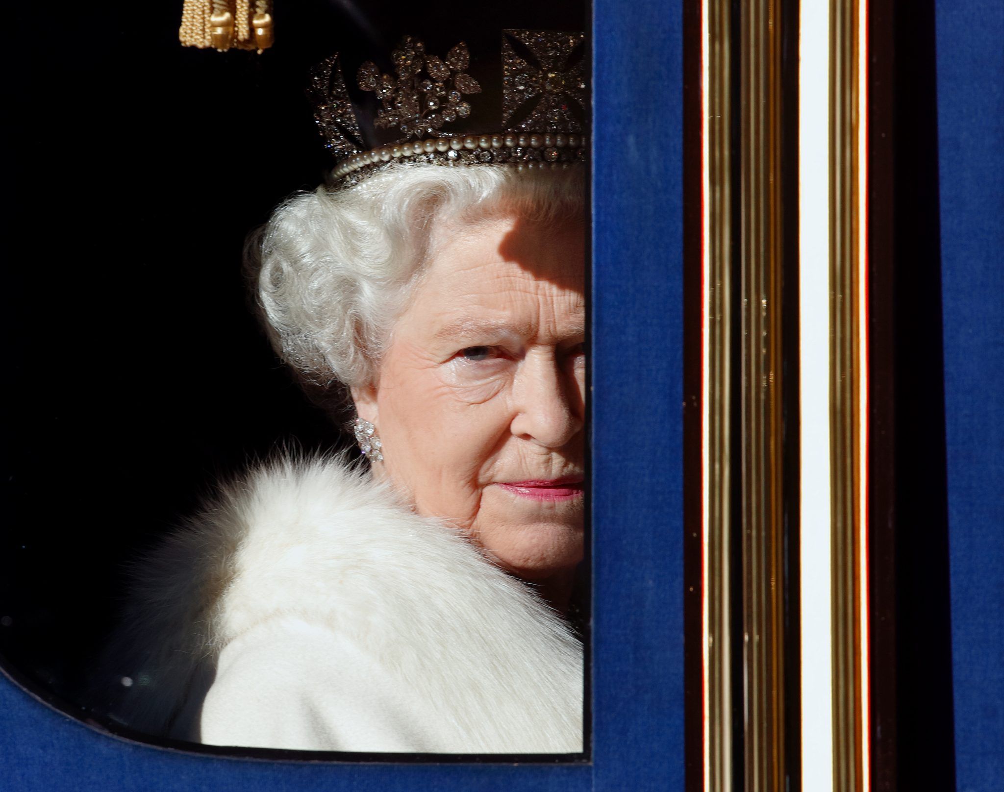 Former colonies of the Queen want their $400 million diamond back from ...