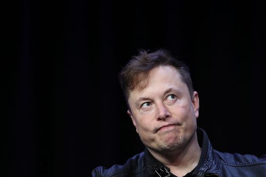 Elon Musk Briefly Loses Title As Worlds Richest Man For The First Time