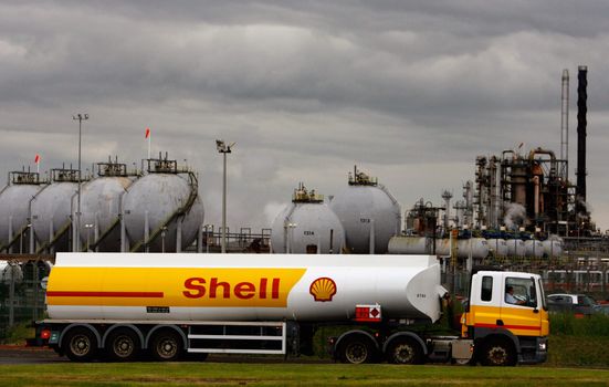 Shell announces all-time record annual profits of more than £32bn as ...