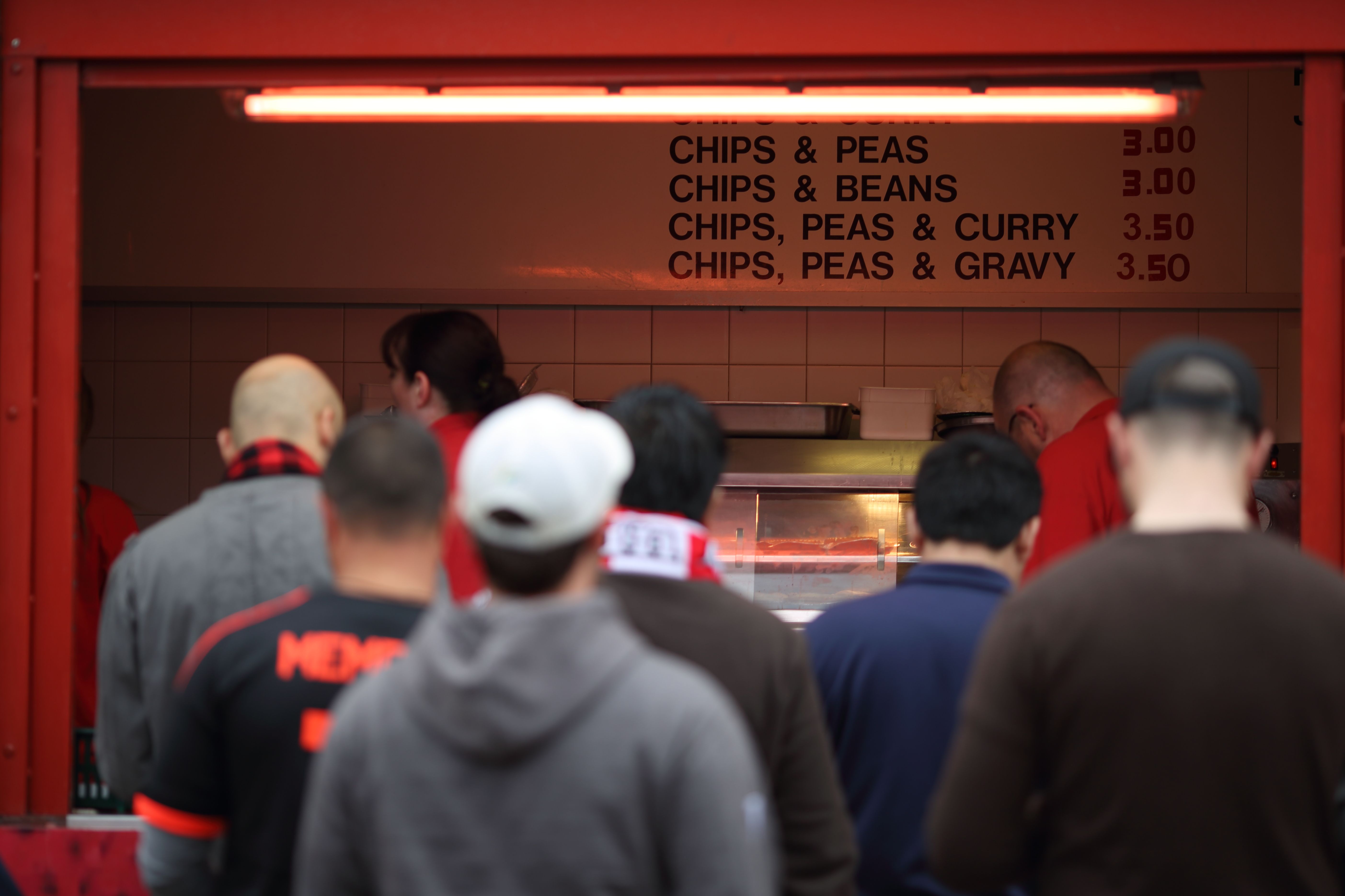 How curry sauce became king of the chip shop - JOE.co.uk