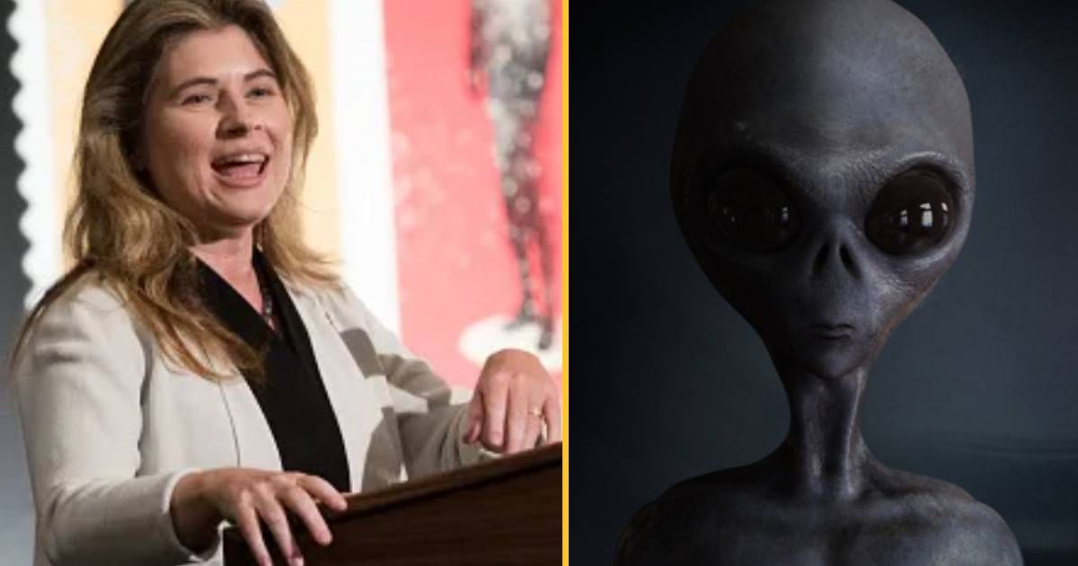 Scientists are 'absolutely certain' aliens exist in our Solar System ...