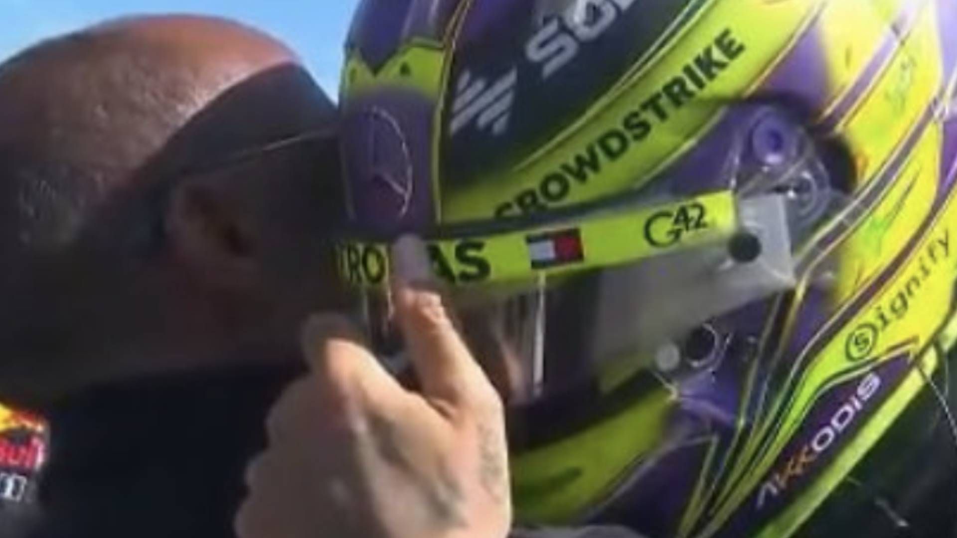 Lewis Hamilton cries into his dad’s arms after winning British Grand ...