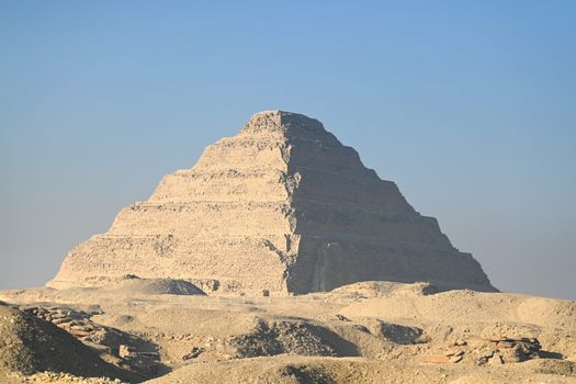 New study shows Egypt's pyramids were built using ingenious machine ...