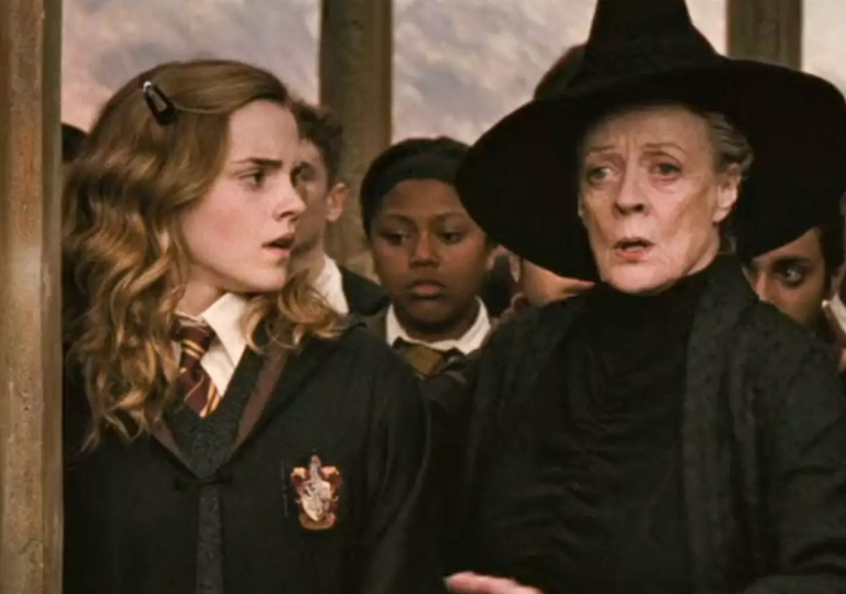 King Charles pays tribute to ‘national treasure’ Dame Maggie Smith - JOE.co.uk