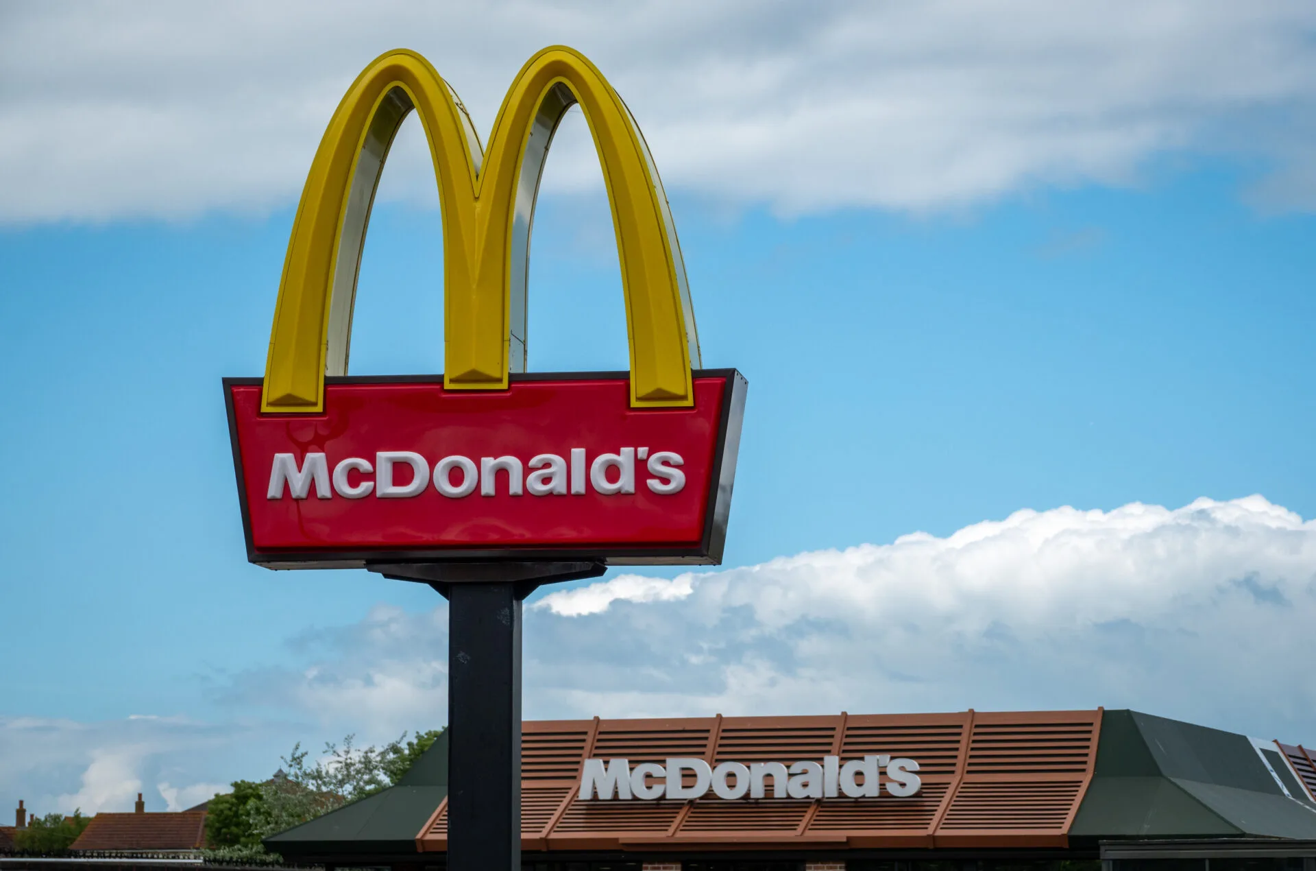 McDonald’s launches Happy Meals for adults with toys included - JOE.co.uk McDonald’s launches Happy Meals for adults with toys included - JOE.co.uk