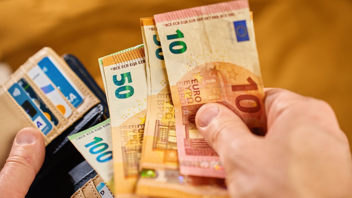 21 absolutely classic Super Hans quotes that prove he's the best part ...