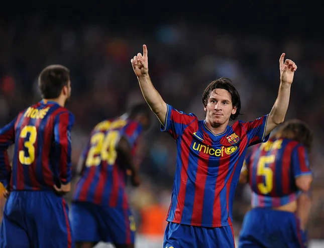 The 20 greatest football teams have been ranked