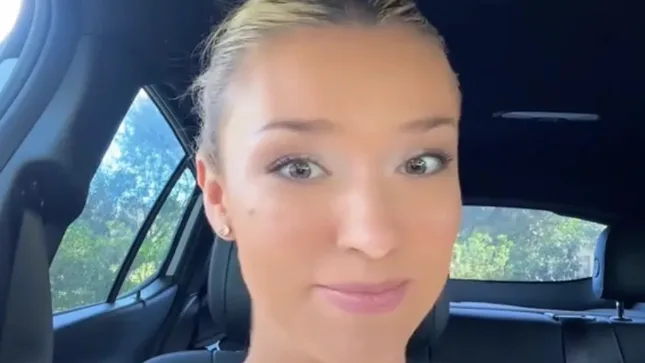 Internet fumes at viral pic of plane passenger’s ‘inconsiderate’ hair