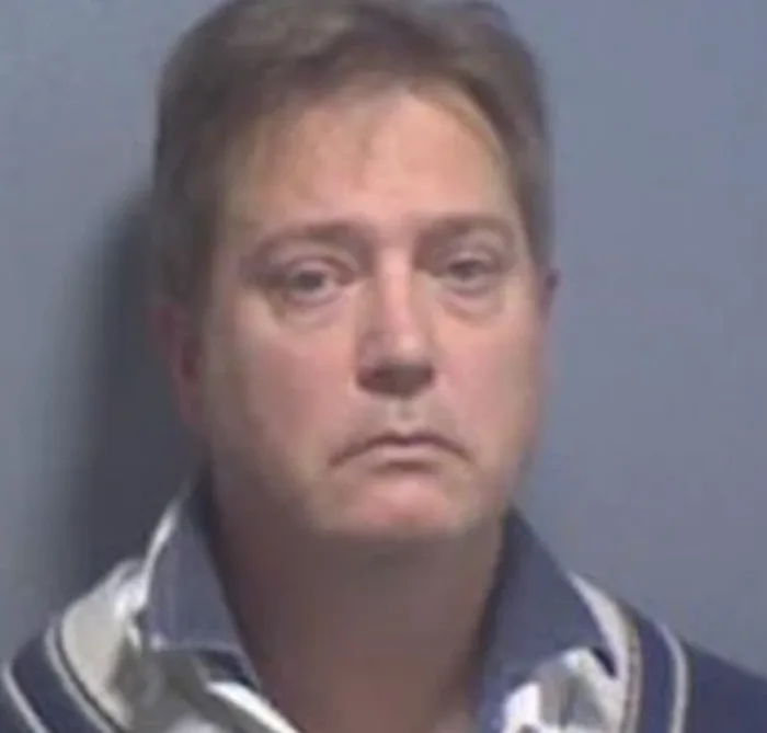 Murder suspect interrogated for 6 hours before police realise he's been ...