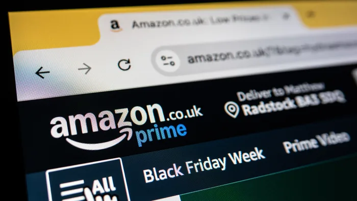 Amazon issues urgent 'don't click' warning as it puts all UK users on ...