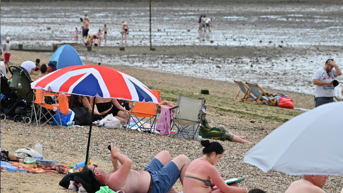 Why a heatwave in the UK feels hotter than 30C heat abroad - JOE.co.uk