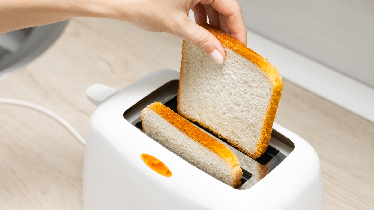 People are only just finding out why ice creams with flakes are called ...