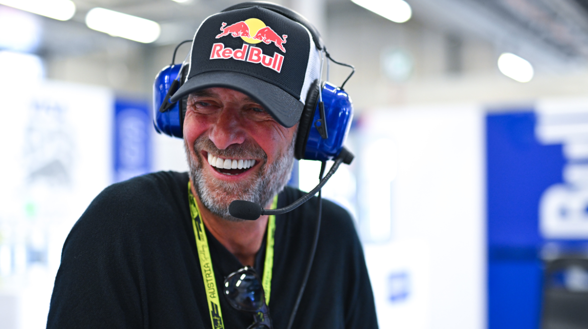 Roy Keane has ITV panel in stitches as he reviews big FA Cup moment