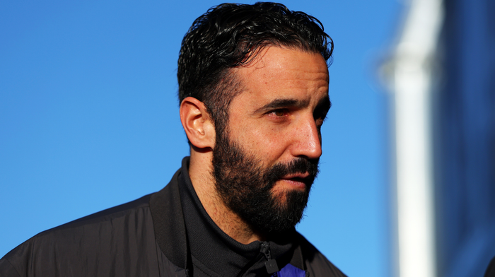 Journalist reveals Amorim 'smashed TV and cried' in front of players ...